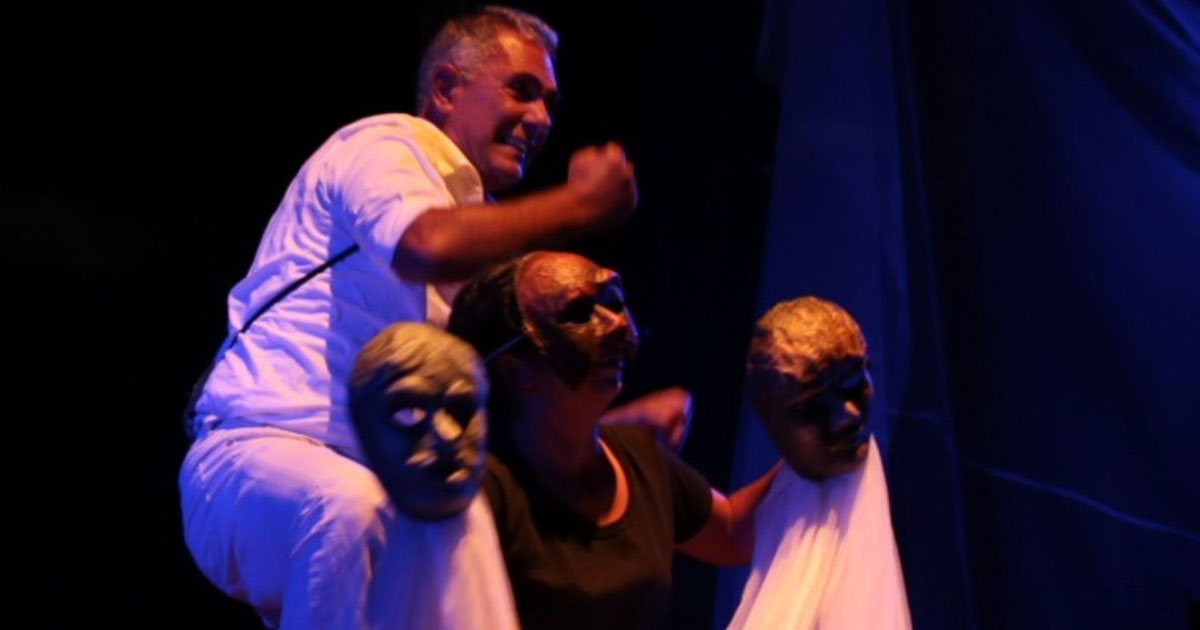 “La Elvira: Historia de un emigrante” - la darsena